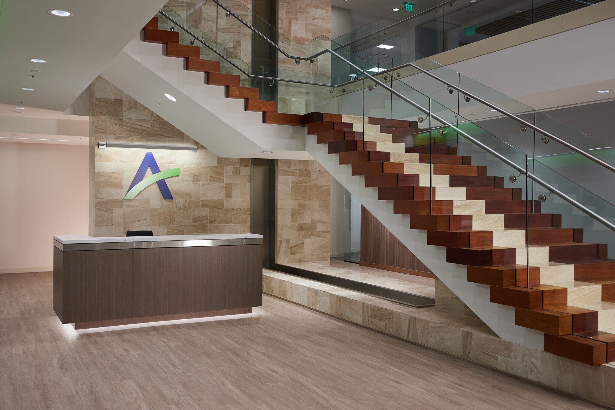 Alkegen's Dallas HQ - Feltkutur